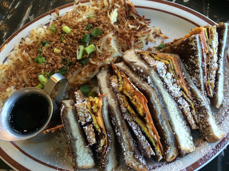 WAYWARD VEGAN CAFE: SEATTLE SWEET SPOT FOR BRUNCH, BURGERS, AND BOOZE ...